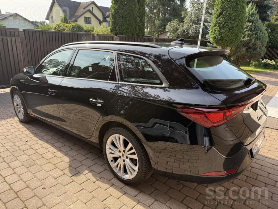 Melns SEAT Leon 2022 Ogre, ar dzinēja tilpumu 2.00 L un nobraukumu 276 tūkst. km par 12950 €, foto 25 vietnē AUTOMOTO.COM.LV
