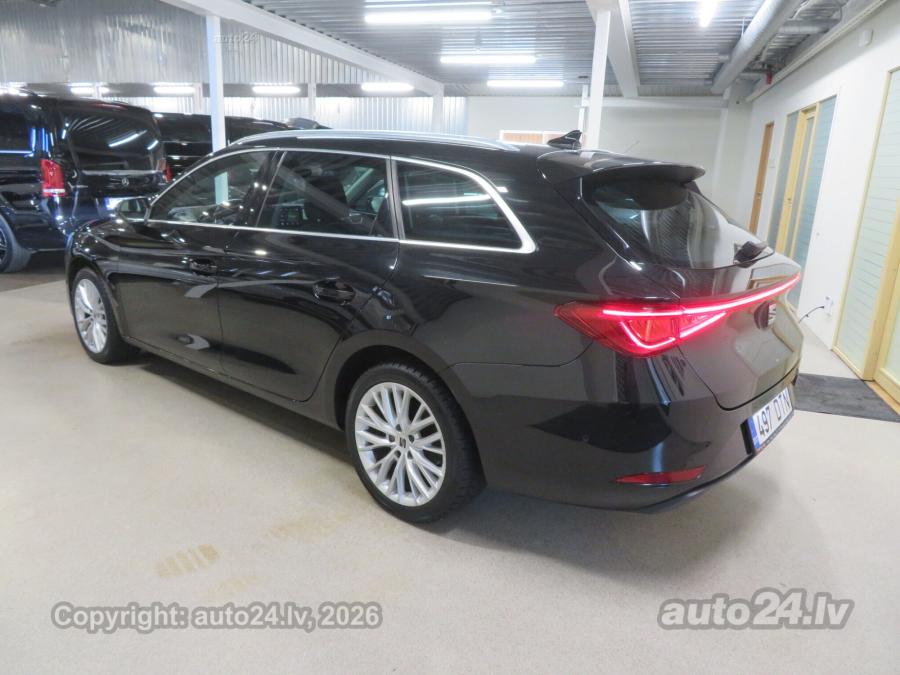 Melns SEAT Leon 2022 Tallina, ar dzinēja tilpumu 1.50 L un nobraukumu 105 tūkst. km par 16800 €, foto 3 vietnē AUTOMOTO.COM.LV