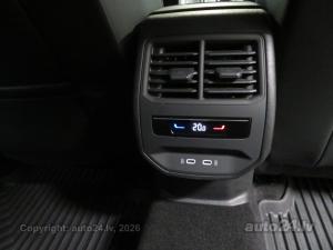 Melns SEAT Leon 2022 Tallina, ar dzinēja tilpumu 1.50 L un nobraukumu 105 tūkst. km par 16800 €, foto 7 vietnē AUTOMOTO.COM.LV