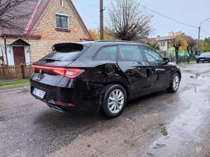 Black SEAT Leon 2024 in Siauliai, with an engine capacity of 1.50 L and mileage of 45 thousand km for 9950 €, photo 3 on AUTOMOTO.COM.LV