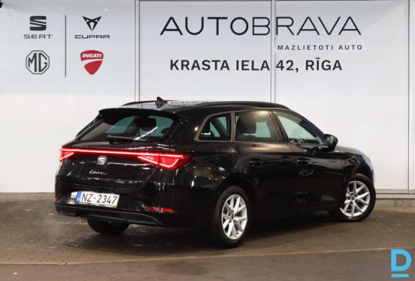 Melns SEAT Leon 2024 Rīga, ar dzinēja tilpumu 1.50 L un nobraukumu 45 tūkst. km par 22790 €, foto 2 vietnē AUTOMOTO.COM.LV
