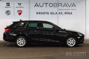 Black SEAT Leon 2024 in Riga, with an engine capacity of 1.50 L and mileage of 45 thousand km for 22790 €, photo 6 on AUTOMOTO.COM.LV