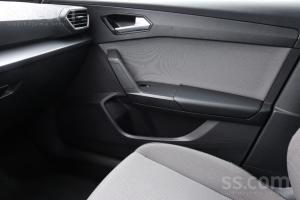 Black SEAT Leon 2024 in Riga, with an engine capacity of 1.50 L and mileage of 45 thousand km for 22790 €, photo 22 on AUTOMOTO.COM.LV