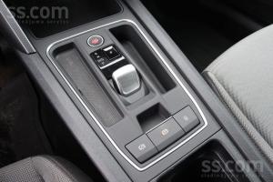 Black SEAT Leon 2024 in Riga, with an engine capacity of 1.50 L and mileage of 45 thousand km for 22790 €, photo 23 on AUTOMOTO.COM.LV