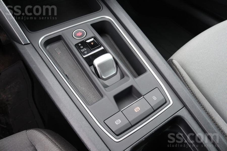 Black SEAT Leon 2024 in Riga, with an engine capacity of 1.50 L and mileage of 45 thousand km for 22790 €, photo 23 on AUTOMOTO.COM.LV