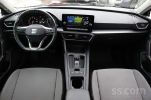 Black SEAT Leon 2024 in Riga, with an engine capacity of 1.50 L and mileage of 45 thousand km for 22790 €, photo 25 on AUTOMOTO.COM.LV