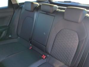 Melns SEAT Leon 2025 Kauņa, ar dzinēja tilpumu 1.50 L un nobraukumu 18 tūkst. km par 30065 €, foto 9 vietnē AUTOMOTO.COM.LV