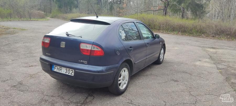 Zils SEAT Leon 2000 Klaipėda, ar dzinēja tilpumu 1.90 L un nobraukumu 328 tūkst. km par 550 €, foto 4 vietnē AUTOMOTO.COM.LV