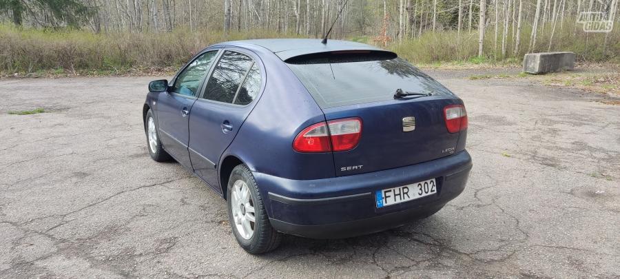 Zils SEAT Leon 2000 Klaipėda, ar dzinēja tilpumu 1.90 L un nobraukumu 328 tūkst. km par 550 €, foto 5 vietnē AUTOMOTO.COM.LV