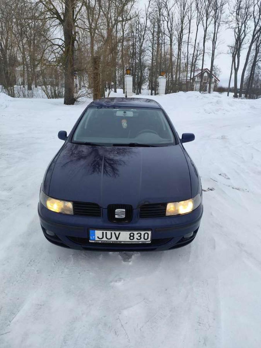 Blue SEAT Leon 2001 in Panevezys, with an engine capacity of 1.90 L and mileage of 360 thousand km for 999 €, photo 2 on AUTOMOTO.COM.LV