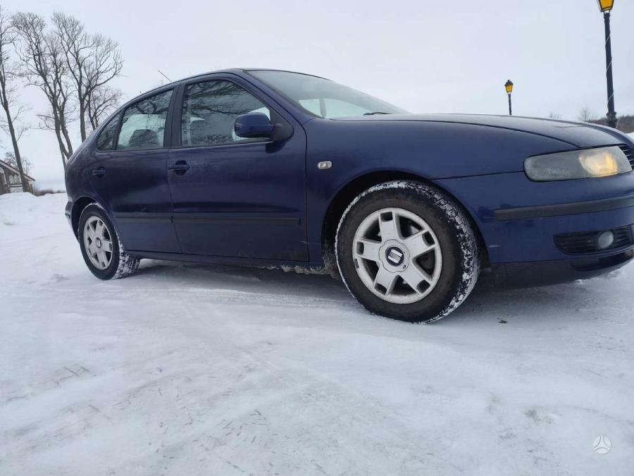 Blue SEAT Leon 2001 in Panevezys, with an engine capacity of 1.90 L and mileage of 360 thousand km for 999 €, photo 8 on AUTOMOTO.COM.LV
