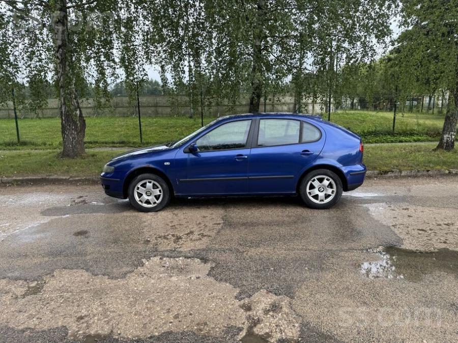 Blue SEAT Leon 2001 in Ogre, with an engine capacity of 1.90 L and mileage of 305 thousand km for 1000 €, photo 1 on AUTOMOTO.COM.LV