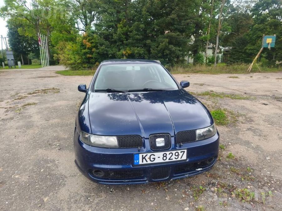 Blue SEAT Leon 2001 in Dobele, with an engine capacity of 1.90 L and mileage of 535 thousand km for 1500 €, photo 3 on AUTOMOTO.COM.LV
