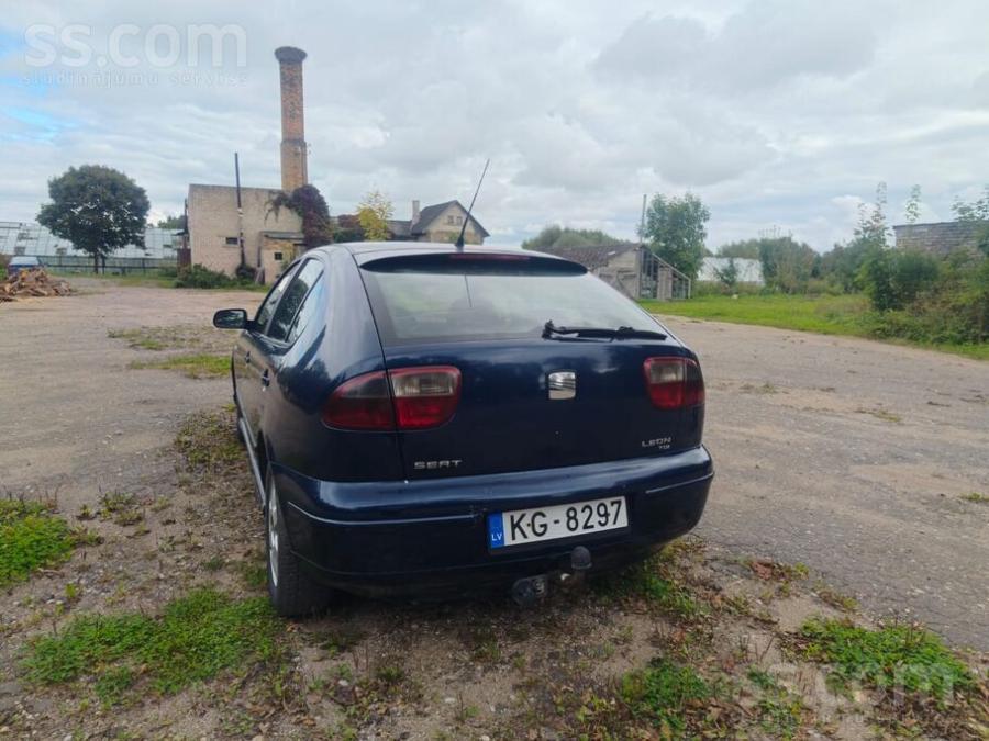 Blue SEAT Leon 2001 in Dobele, with an engine capacity of 1.90 L and mileage of 535 thousand km for 1500 €, photo 4 on AUTOMOTO.COM.LV