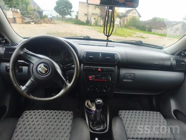 Zils SEAT Leon 2001 Dobele, ar dzinēja tilpumu 1.90 L un nobraukumu 535 tūkst. km par 1500 €, foto 6 vietnē AUTOMOTO.COM.LV