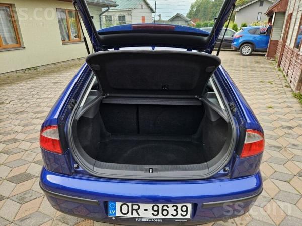 Сеат Леон 2001 в Талси на AUTOMOTO.COM.LV Синий Сеат Леон 2001 в Талси, объемом двигателя 1.90 л и пробегом 386 тыс. км за 2950 €, фото 11 на AUTOMOTO.COM.LV