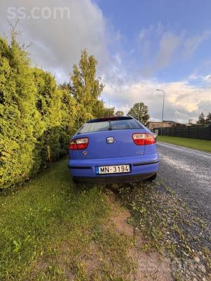 Zils SEAT Leon 2001 Rīga, ar dzinēja tilpumu 1.90 L un nobraukumu 480 tūkst. km par 980 €, foto 4 vietnē AUTOMOTO.COM.LV