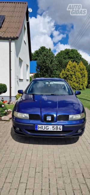 Blue SEAT Leon 2003 in Kaunas, with an engine capacity of 1.90 L and mileage of 289 thousand km for 700 €, photo 4 on AUTOMOTO.COM.LV