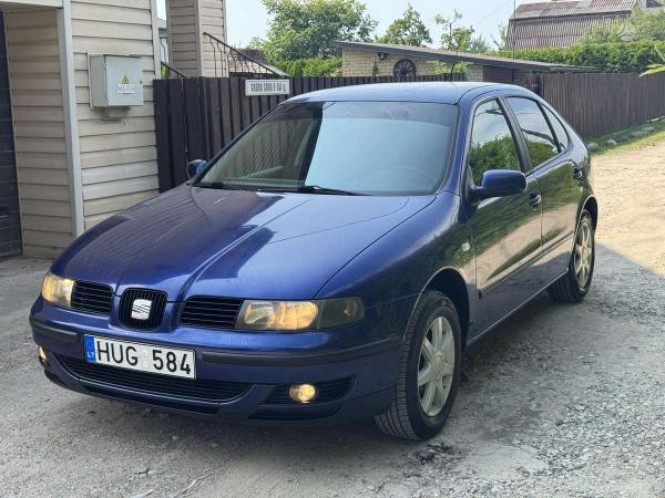 SEAT Leon 2003 Viļņa vietnē Zils SEAT Leon 2003 Viļņa, ar dzinēja tilpumu 1.90 L un nobraukumu 289 tūkst. km par 1250 €, foto 4 vietnē AUTOMOTO.COM.LV