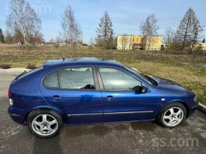 Blue SEAT Leon 2004 in Riga, with an engine capacity of 1.60 L and mileage of 229 thousand km for 1800 €, photo 5 on AUTOMOTO.COM.LV