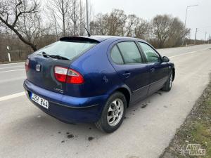 Blue SEAT Leon 2004 in Jonava, with an engine capacity of 1.90 L and mileage of 275 thousand km for 1000 €, photo 3 on AUTOMOTO.COM.LV