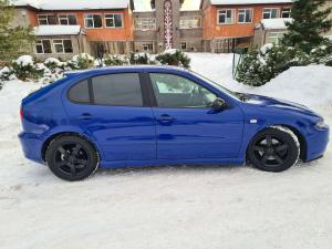 Blue SEAT Leon 2005 in Klaipeda, with an engine capacity of 1.90 L and mileage of 303 thousand km for 2799 €, photo 3 on AUTOMOTO.COM.LV