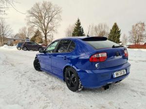 Blue SEAT Leon 2005 in Klaipeda, with an engine capacity of 1.90 L and mileage of 303 thousand km for 2799 €, photo 8 on AUTOMOTO.COM.LV