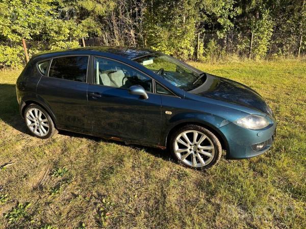 Blue SEAT Leon 2006 in Riga, with an engine capacity of 2.00 L and mileage of 340 thousand km for 2200 €, photo 5 on AUTOMOTO.COM.LV