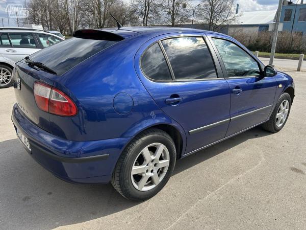 Blue SEAT Leon 2006 in Kaunas, with an engine capacity of 1.60 L and mileage of 230 thousand km for 1300 €, photo 7 on AUTOMOTO.COM.LV