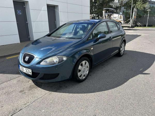 SEAT Leon 2006 Viļņa vietnē Zils SEAT Leon 2006 Viļņa, ar dzinēja tilpumu 1.90 L un nobraukumu 224 tūkst. km par 999 €, foto 4 vietnē AUTOMOTO.COM.LV
