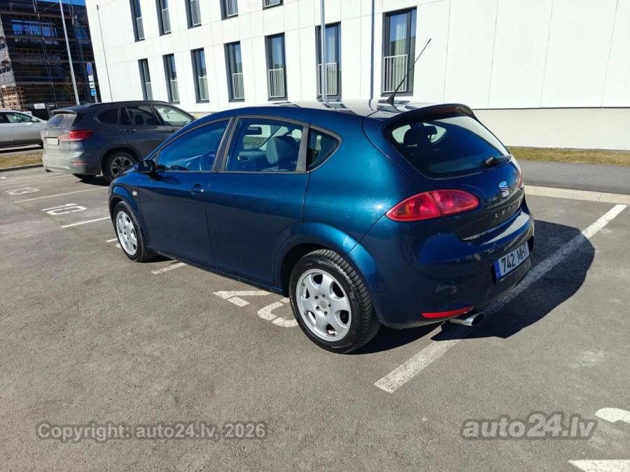 Zils SEAT Leon 2007 Tallina, ar dzinēja tilpumu 1.90 L un nobraukumu 0 tūkst. km par 2400 €, foto 5 vietnē AUTOMOTO.COM.LV