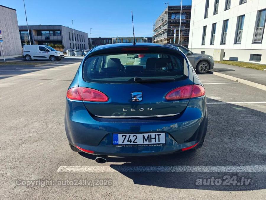Zils SEAT Leon 2007 Tallina, ar dzinēja tilpumu 1.90 L un nobraukumu 0 tūkst. km par 2400 €, foto 6 vietnē AUTOMOTO.COM.LV