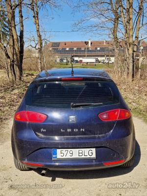 Zils SEAT Leon 2010 Tallina, ar dzinēja tilpumu 1.90 L un nobraukumu 291 tūkst. km par 1900 €, foto 7 vietnē AUTOMOTO.COM.LV