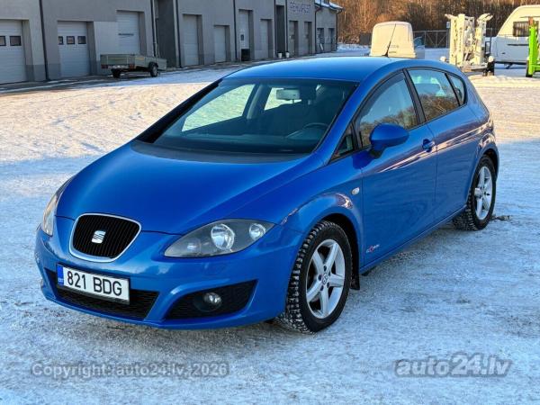 Zils SEAT Leon 2011 Pērnava, ar dzinēja tilpumu 1.60 L un nobraukumu 218 tūkst. km par 3950 €, foto 1 vietnē AUTOMOTO.COM.LV