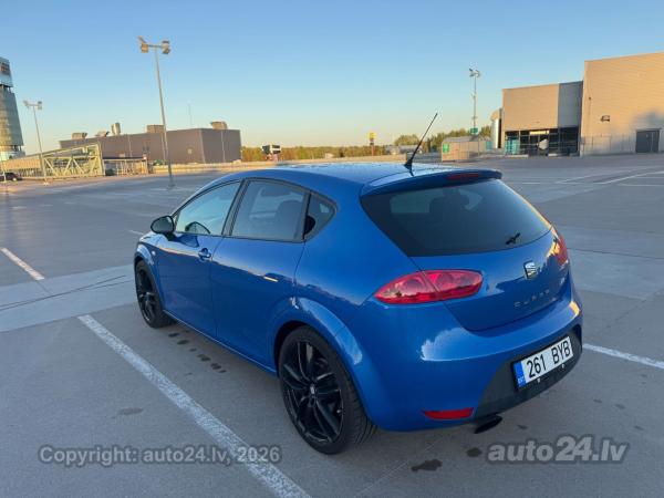 Blue SEAT Leon 2011 in Tallinn, with an engine capacity of 2.00 L and mileage of 178 thousand km for 8000 €, photo 6 on AUTOMOTO.COM.LV