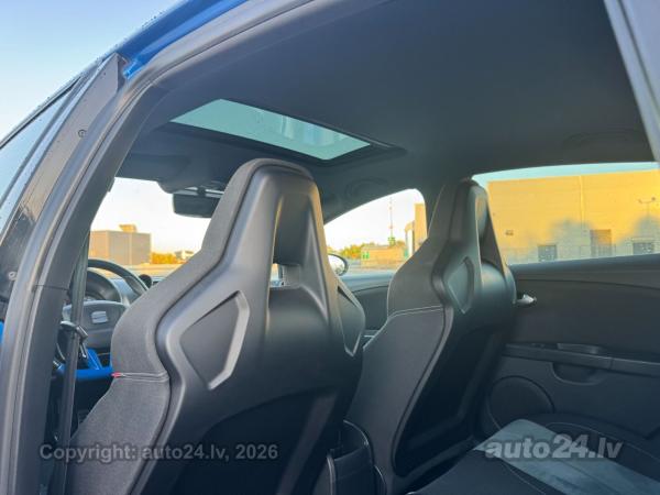 Blue SEAT Leon 2011 in Tallinn, with an engine capacity of 2.00 L and mileage of 178 thousand km for 8000 €, photo 9 on AUTOMOTO.COM.LV