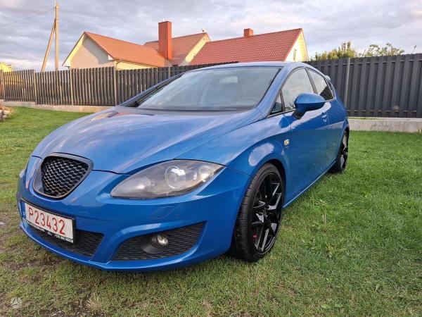 Zils SEAT Leon 2011 Kėdainiai, ar dzinēja tilpumu 1.20 L un nobraukumu 214 tūkst. km par 3399 €, foto 1 vietnē AUTOMOTO.COM.LV