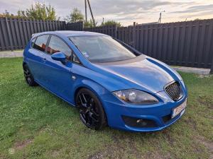Blue SEAT Leon 2011 in Kedainiai, with an engine capacity of 1.20 L and mileage of 214 thousand km for 3399 €, photo 8 on AUTOMOTO.COM.LV