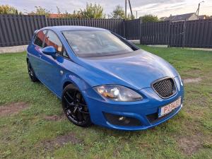 Blue SEAT Leon 2011 in Kedainiai, with an engine capacity of 1.20 L and mileage of 214 thousand km for 3399 €, photo 12 on AUTOMOTO.COM.LV