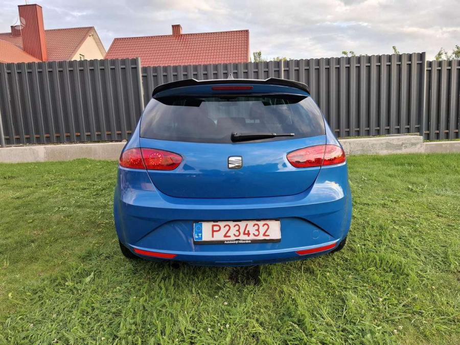 Blue SEAT Leon 2011 in Kedainiai, with an engine capacity of 1.20 L and mileage of 214 thousand km for 3399 €, photo 22 on AUTOMOTO.COM.LV