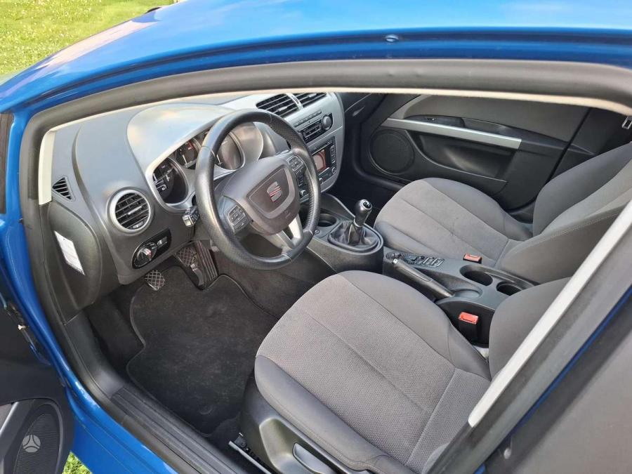 Blue SEAT Leon 2011 in Kedainiai, with an engine capacity of 1.20 L and mileage of 214 thousand km for 3399 €, photo 38 on AUTOMOTO.COM.LV