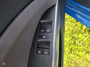 Blue SEAT Leon 2011 in Kedainiai, with an engine capacity of 1.20 L and mileage of 214 thousand km for 3399 €, photo 46 on AUTOMOTO.COM.LV