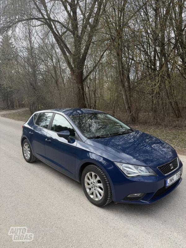 Blue SEAT Leon 2016 in Kaunas, with an engine capacity of 1.20 L and mileage of 139 thousand km for 6700 €, photo 3 on AUTOMOTO.COM.LV