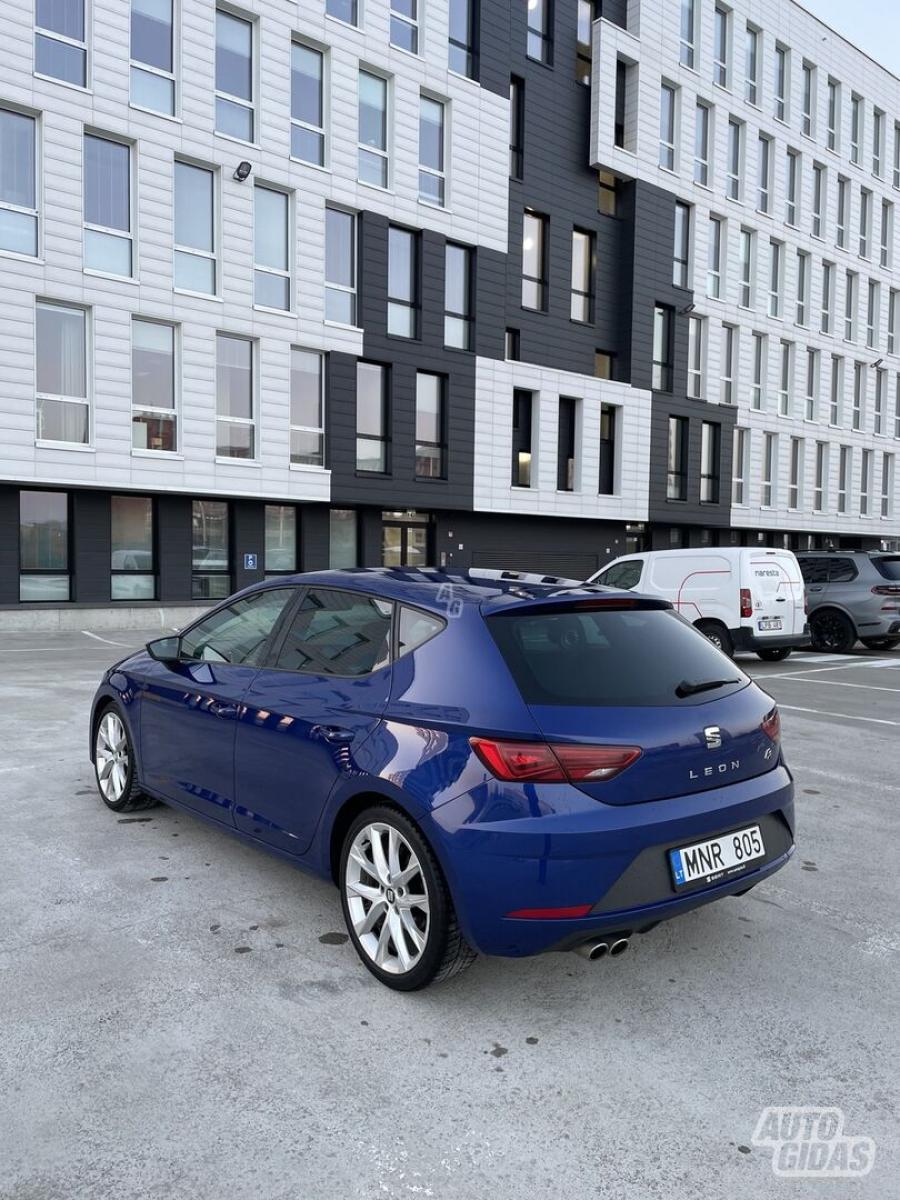 Blue SEAT Leon 2018 in Vilnius, with an engine capacity of 2.00 L and mileage of 284 thousand km for 9990 €, photo 4 on AUTOMOTO.COM.LV