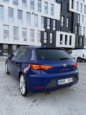 Blue SEAT Leon 2018 in Vilnius, with an engine capacity of 2.00 L and mileage of 279 thousand km for 9990 €, photo 10 on AUTOMOTO.COM.LV
