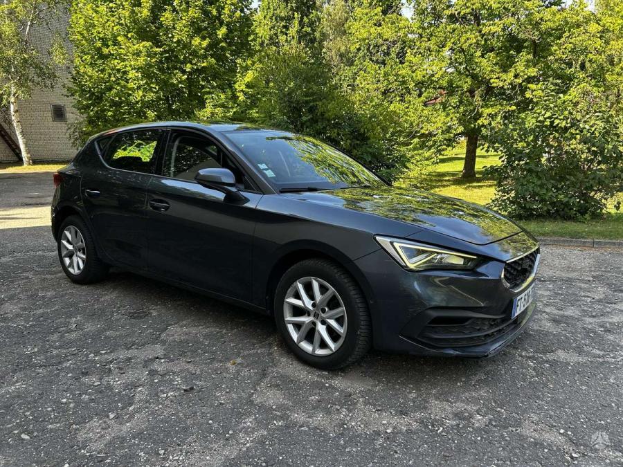 Blue SEAT Leon 2020 in Kaunas, with an engine capacity of 1.97 L and mileage of 28 thousand km for 7500 €, photo 9 on AUTOMOTO.COM.LV