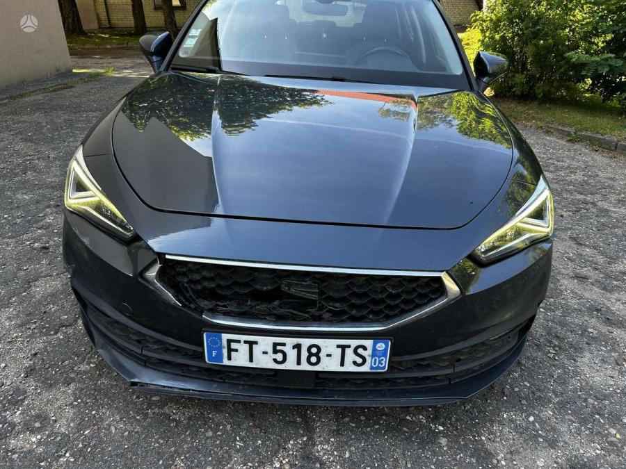 Blue SEAT Leon 2020 in Kaunas, with an engine capacity of 1.97 L and mileage of 28 thousand km for 7500 €, photo 11 on AUTOMOTO.COM.LV