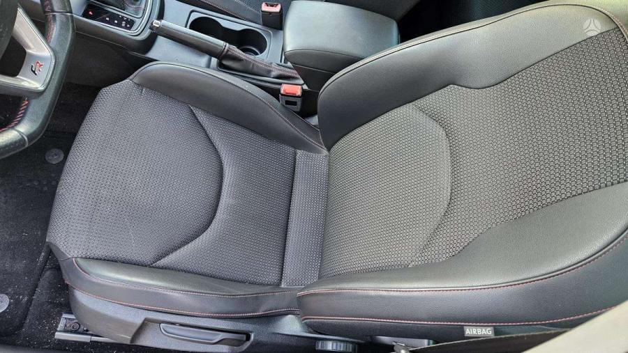 Zils SEAT Leon 2014 Rokiškis, ar dzinēja tilpumu 1.80 L un nobraukumu 193 tūkst. km par 4500 €, foto 23 vietnē AUTOMOTO.COM.LV