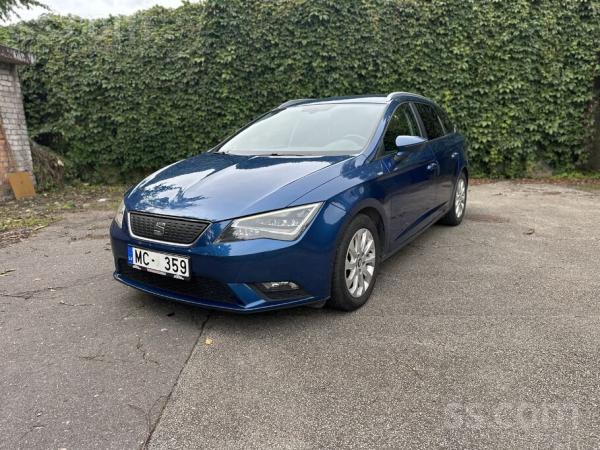 Blue SEAT Leon 2014 in Riga, with an engine capacity of 1.60 L and mileage of 337 thousand km for 5500 €, photo 1 on AUTOMOTO.COM.LV