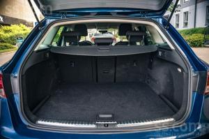Zils SEAT Leon 2016 Rīga, ar dzinēja tilpumu 2.00 L un nobraukumu 246 tūkst. km par 6590 €, foto 22 vietnē AUTOMOTO.COM.LV